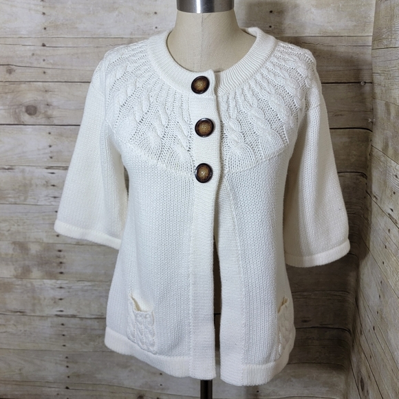 Jillian-nicole | Sweaters | Jilliannicole Off White 3 Button Cardigan ...
